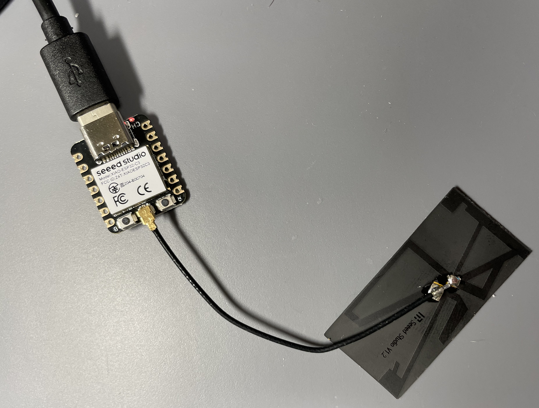 Seeed Studio XIAO ESP32C3をさっそく試してみた #Arduino - Qiita