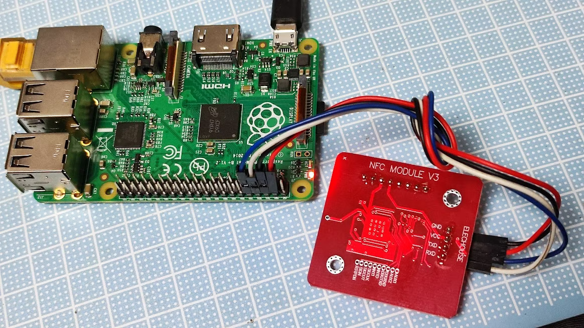 RaspberryPiでPN532 NFC RFID module で Felica 学生カードを読む #FeliCa - Qiita