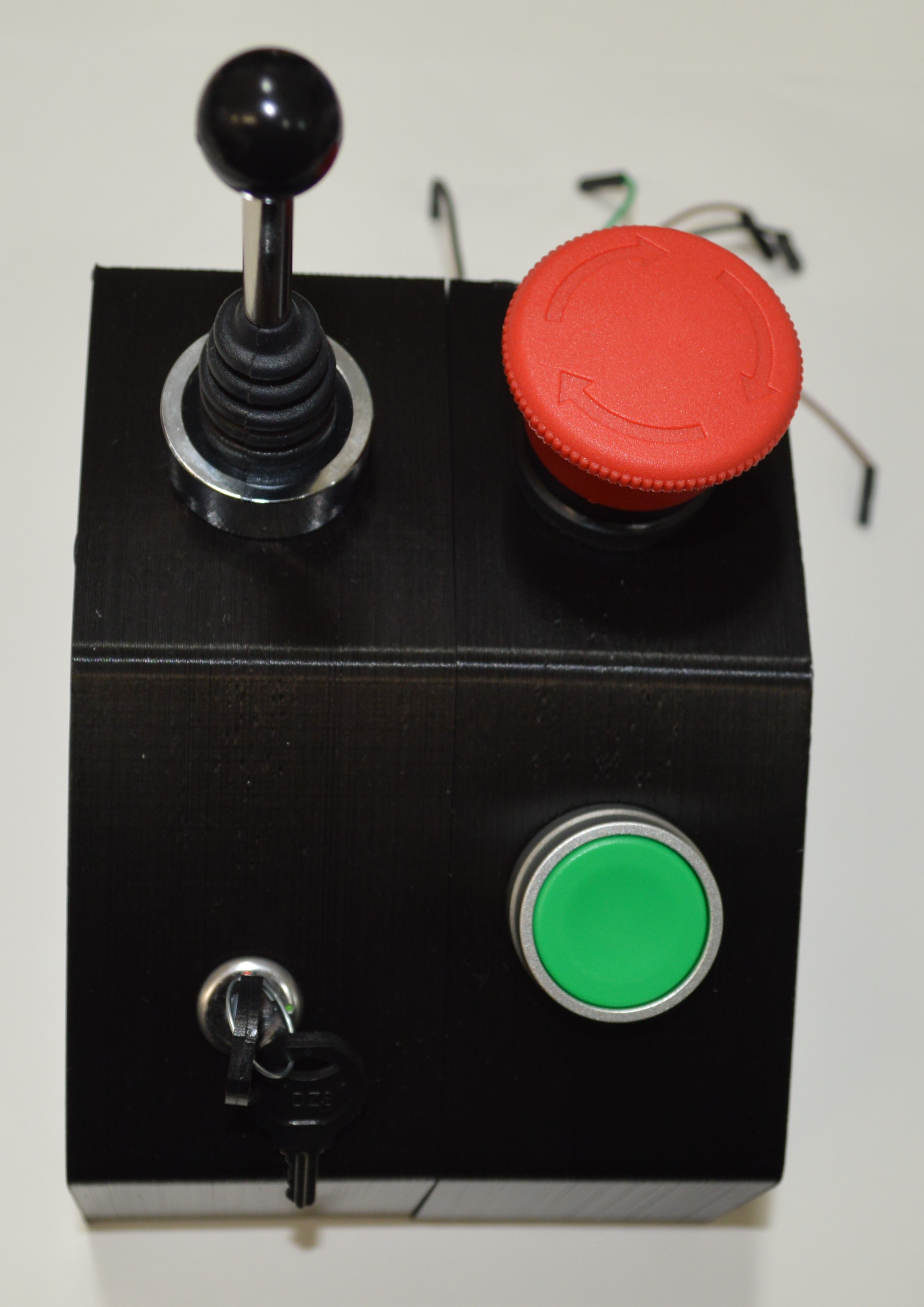 BVE 鉄道シミュレーターで自宅運転台を動かそう～レバーサとキースイッチを動かす #Arduino - Qiita