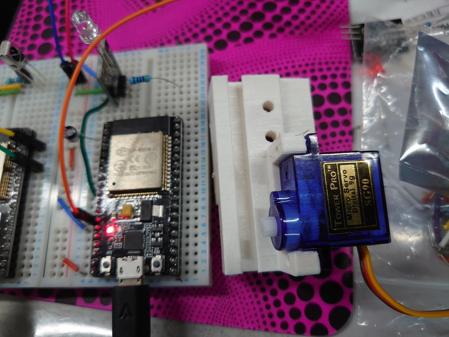 M5stickc Esp32 で赤外線リモコンを作ろう M5stack Qiita