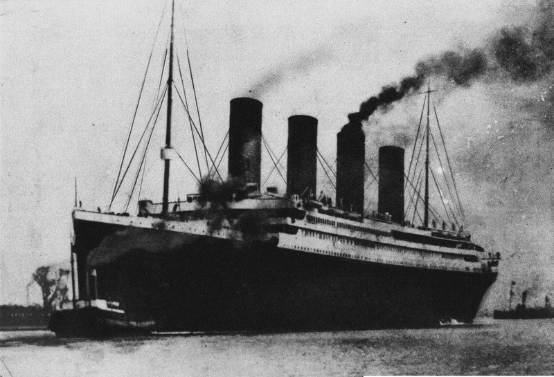 タイタニック生存予測モデルの構築とアンサンブル学習 #titanic - Qiita