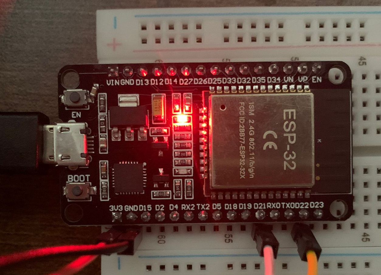 ESP32 + Arduino IDE + SN65HVD230でCAN通信をする #ArduinoIDE - Qiita