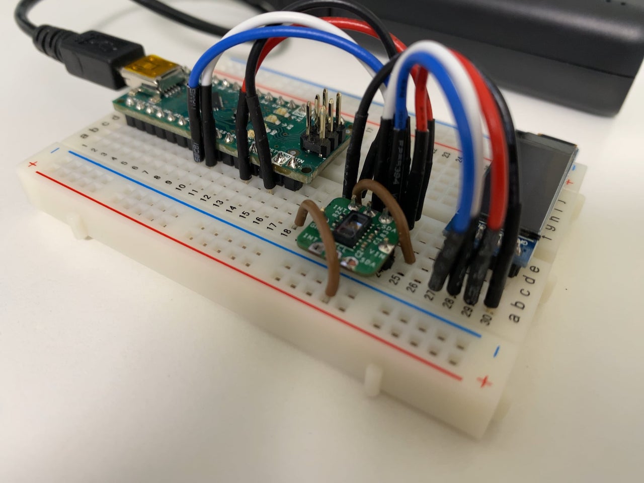 MAX30102で心拍数と血中酸素濃度を測定する - Arduino編 - #Python - Qiita