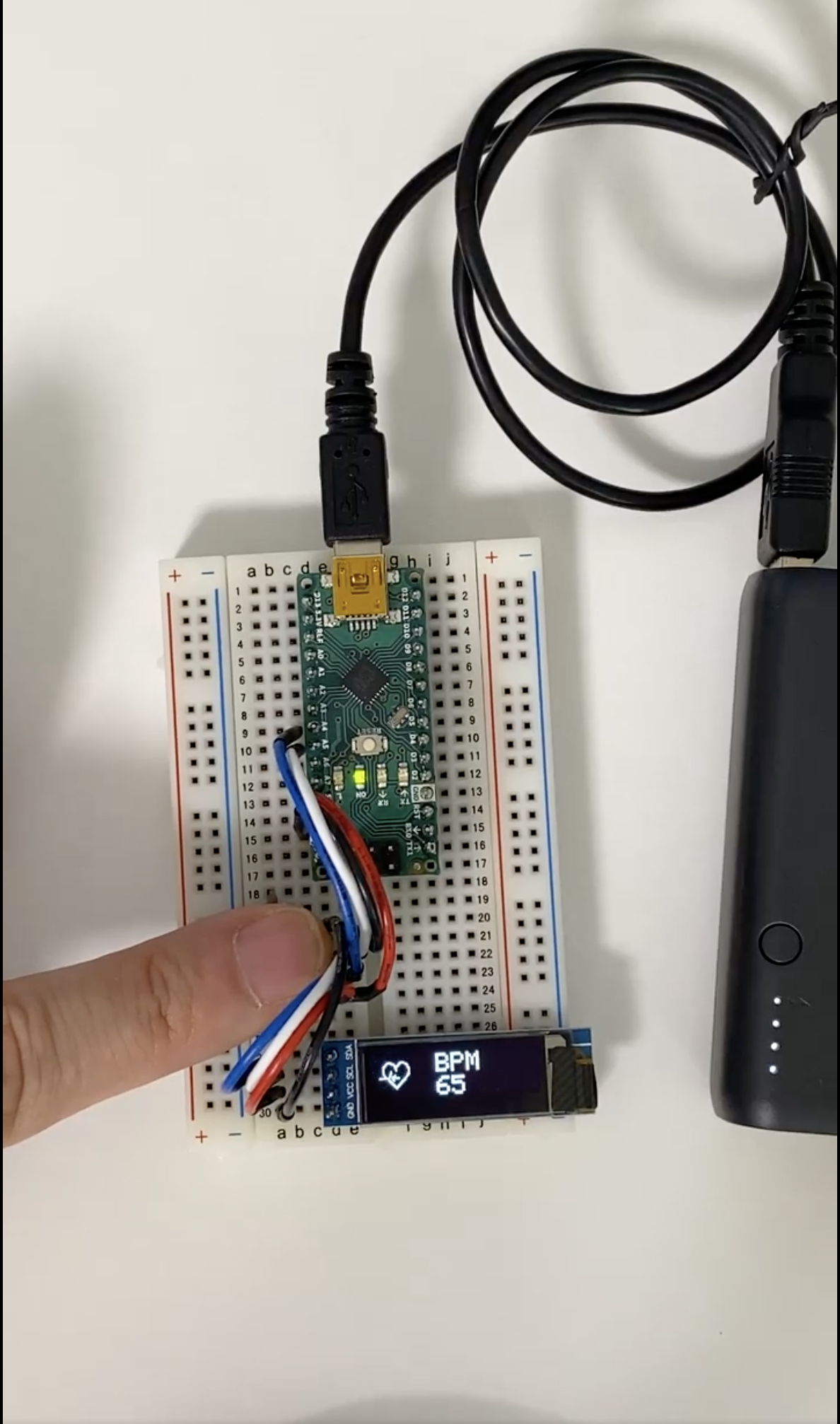 MAX30102で心拍数と血中酸素濃度を測定する - Arduino編 - #Python - Qiita